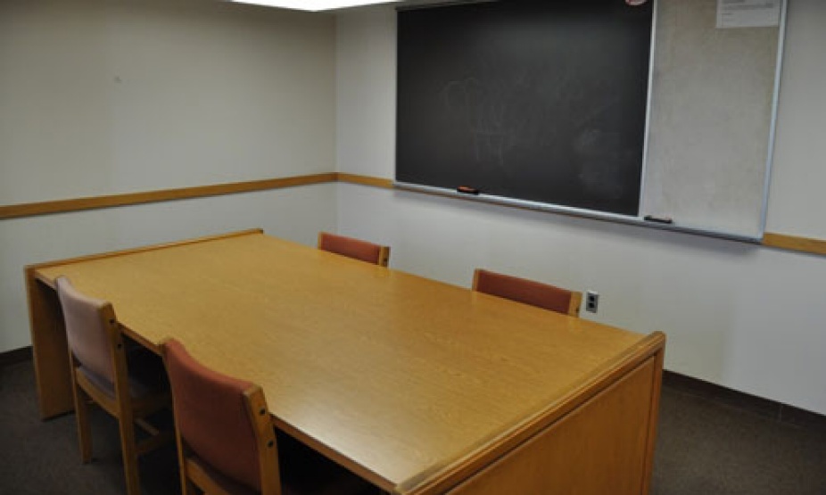 Abbott Library - 2nd Floor Mezzanine Group Study Rooms - University ...